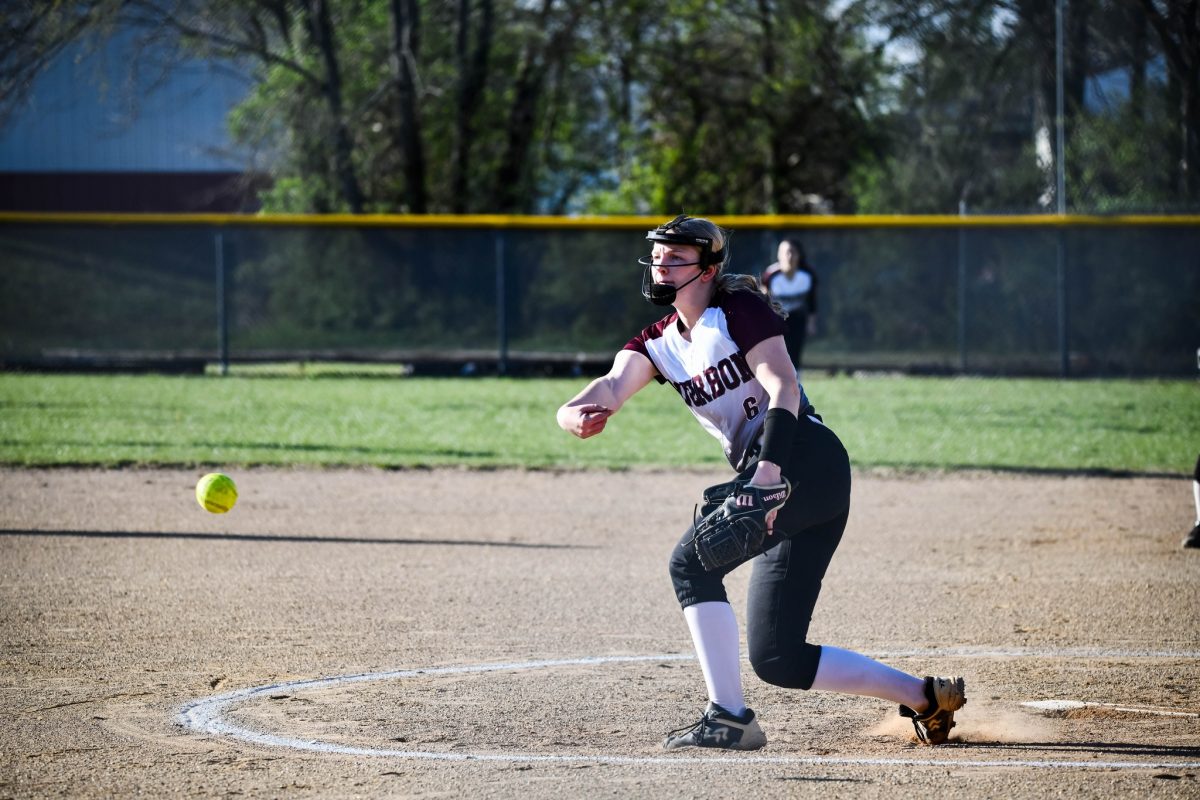 Junior pitcher Emma Dahlstrom delivers during Softball Colonels “huge ...